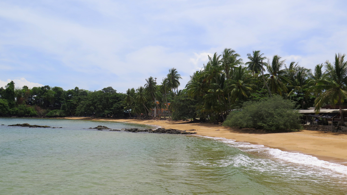 Ao Tan Khu - Guide to the local beach near Trat - Guesthouses, Directions